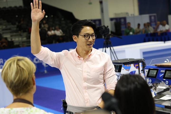 解析WBC世界咖啡师大赛冠军Boram的赛场展演策略 - 知乎