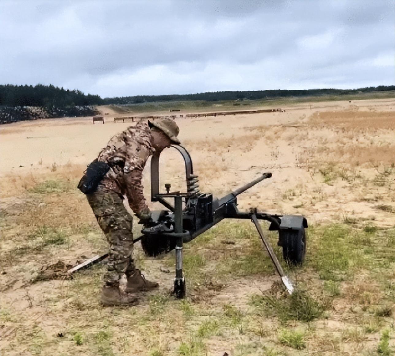 俄乌双方都在用！前苏联2A42型30毫米机炮，究竟有哪些过人之处？ - 知乎