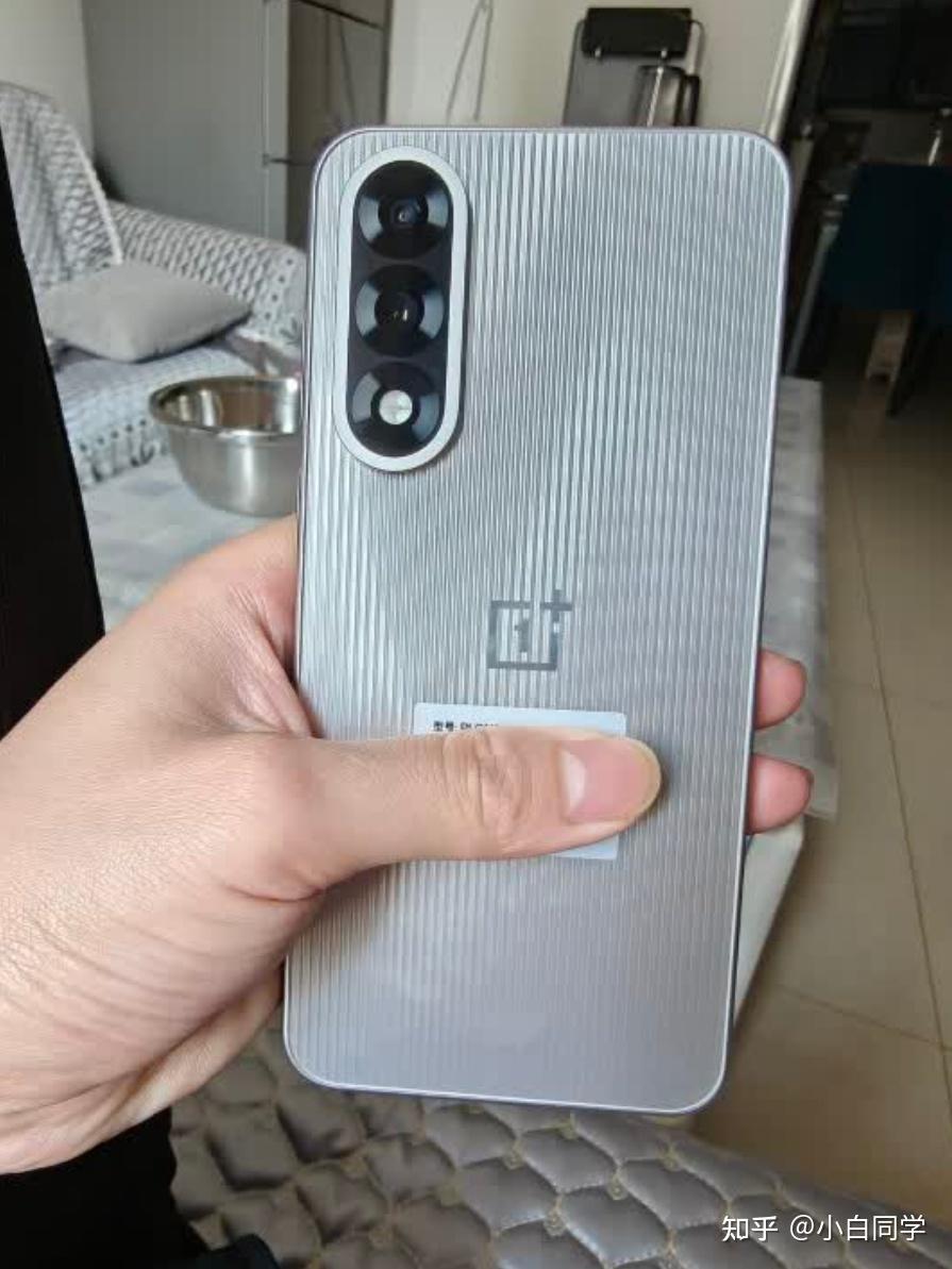 一加ace5至尊版（一加 Ace 5 至尊版）怎么样？体验5天优缺点测评