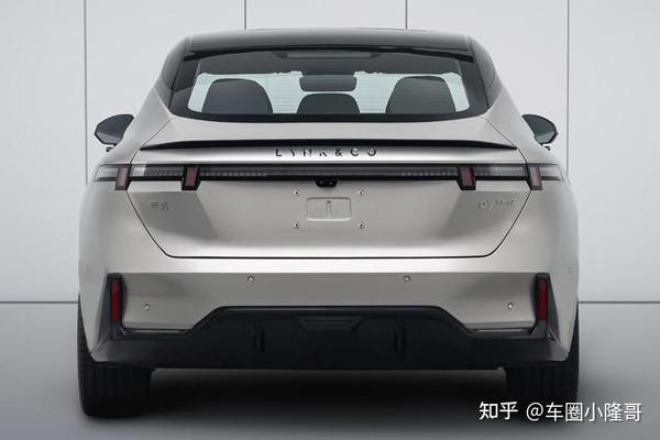 领克07EM-P即将于3月8日首发，用原创暗讽小米SU7？ - 知乎