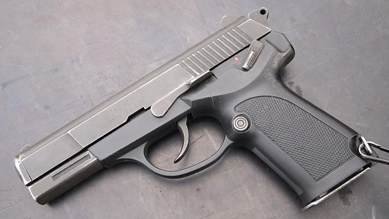 国产手枪92式、92G、92A、92B、QSZ193、CF98A、cs/lp5它们之间是什么关系? - 知乎