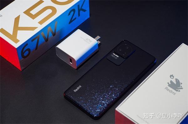 Redmi K50评测：2K直屏+天玑8100+5500mAh电池