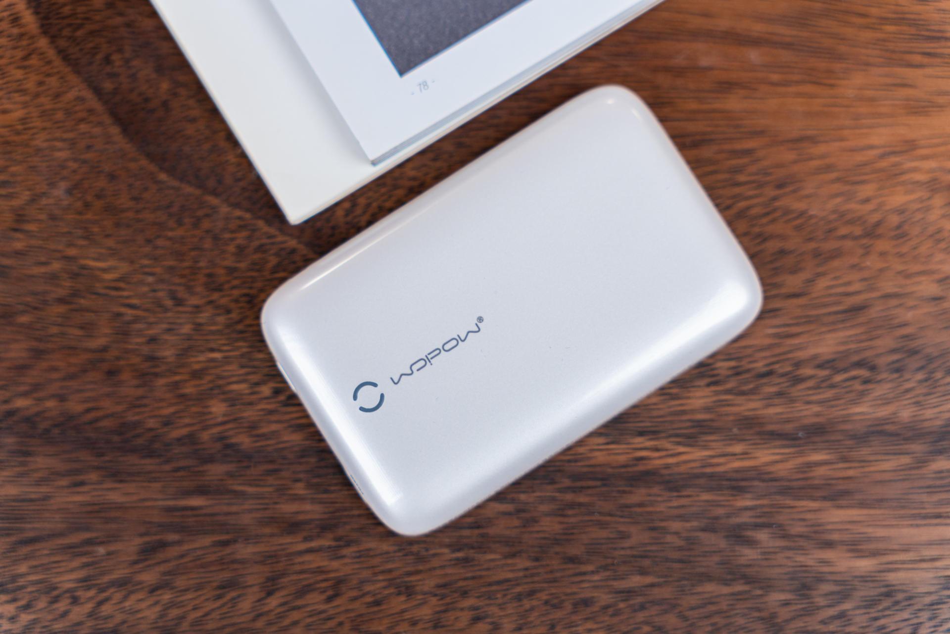 迷你轻巧，沃品（WOPOW）PD20瓦磁吸充电宝 - 知乎