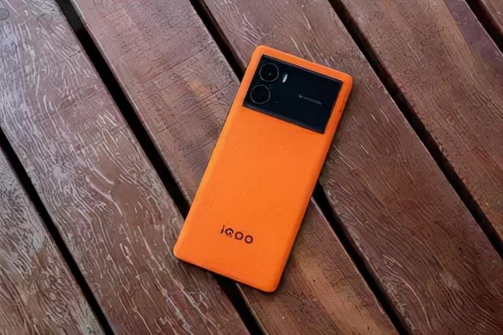 两大子品牌2022年率先发力！全能旗舰iQOO9和一加10pro我们怎么选！ - 知乎