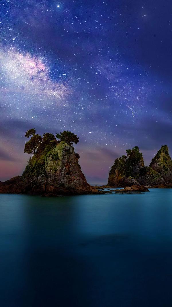 伊豆半岛海岸附近的蓑掛岩奇岩群，日本 - 知乎