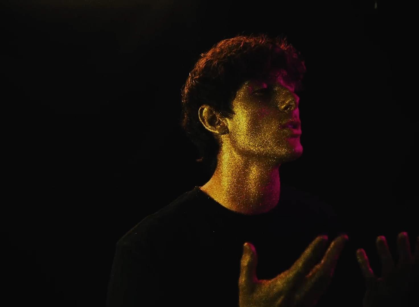 如何评价JVKE的歌曲《golden hour》？ - 知乎