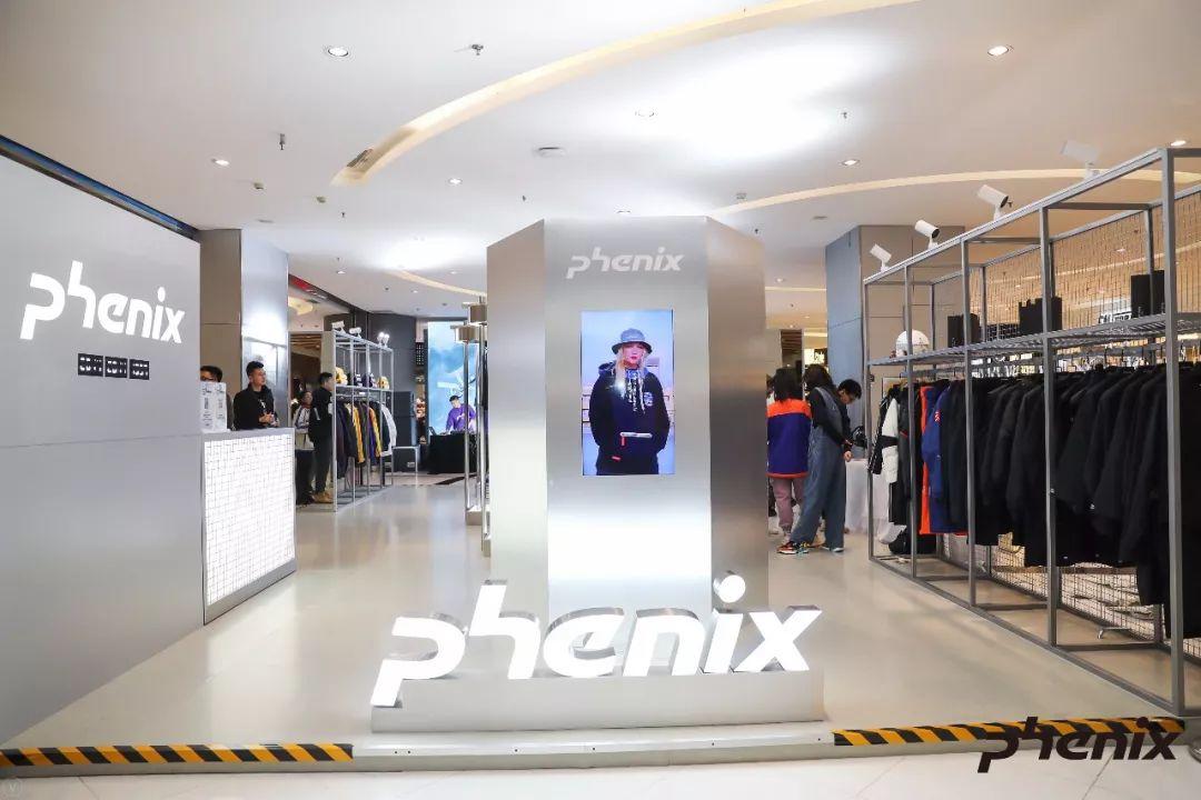 REEBOK释出全新联名系列 - 知乎