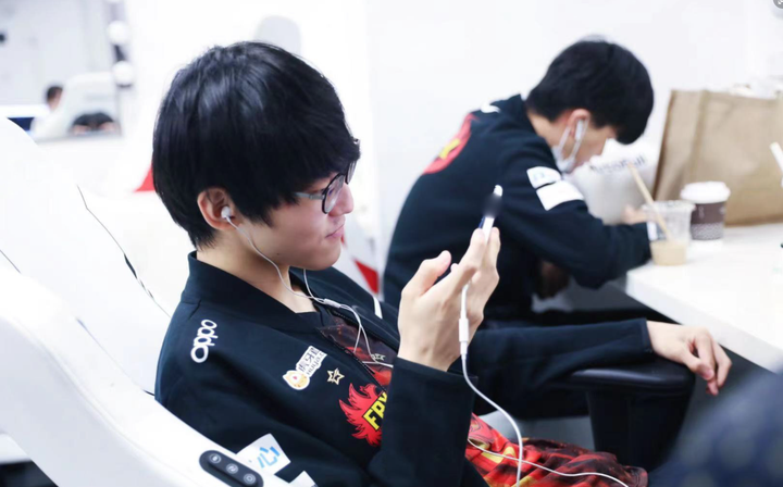 证明自己！FPX零封LNG，欧宝电竞认为FPX整体实力太恐怖！ - 知乎