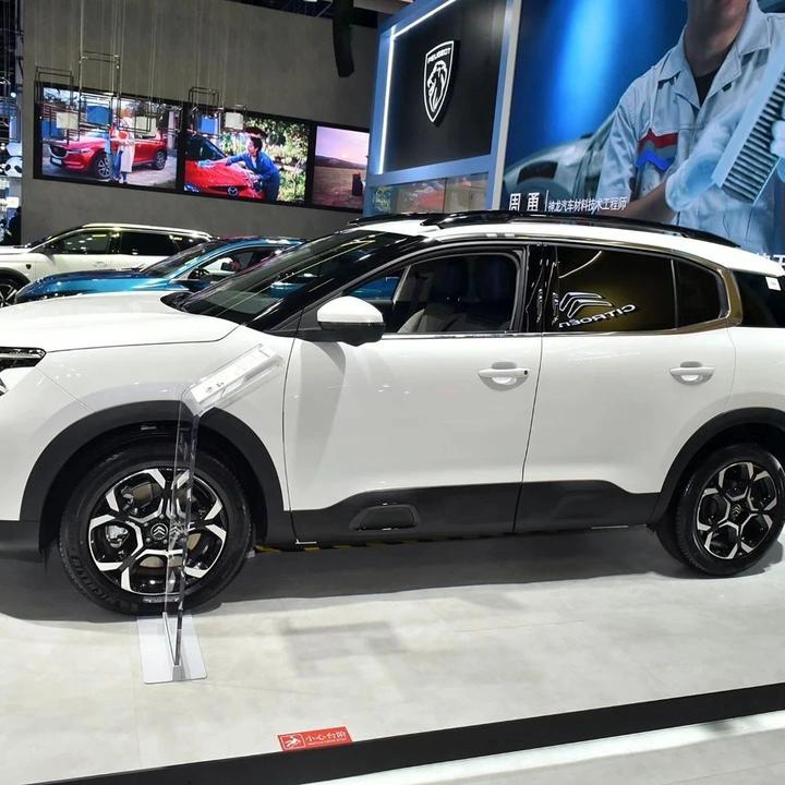 又一SUV“跌冒烟”，配爱信8AT降至10万多，世界级底盘+可变悬架，油耗6L平替荣放CRV - 知乎