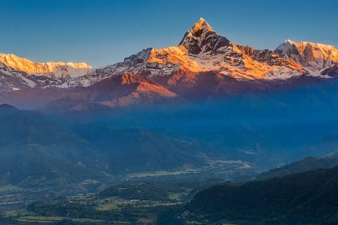 世界上有哪些很著名的徒步旅行路线？ - 知乎