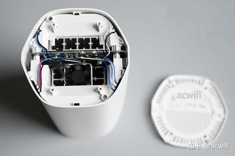 通则ZLT X300 MAX 5G CPE拆机，三频BE19000支持6G和N79 - 知乎