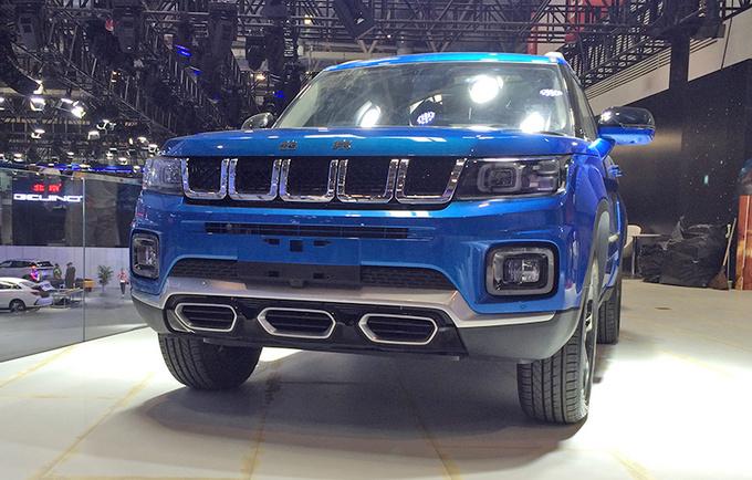 BJ30实拍，承载式车身设计，配1.5T+6AT动力系统 - 知乎