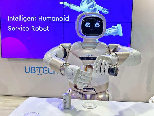 Walker全新亮相CES 2020，优必选科技引领AI机器人商业化 - 知乎