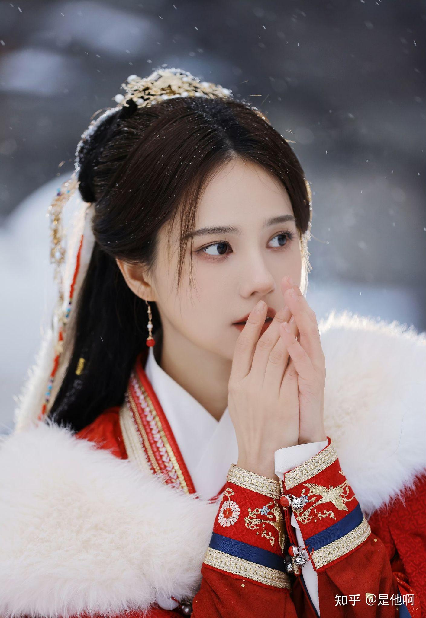 姜珮瑶快去演古装啊！ - 知乎