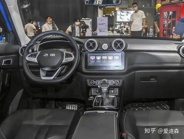 北汽BJ30预售 搭载东安汽发4J15T发动机+6AT变速器 - 知乎