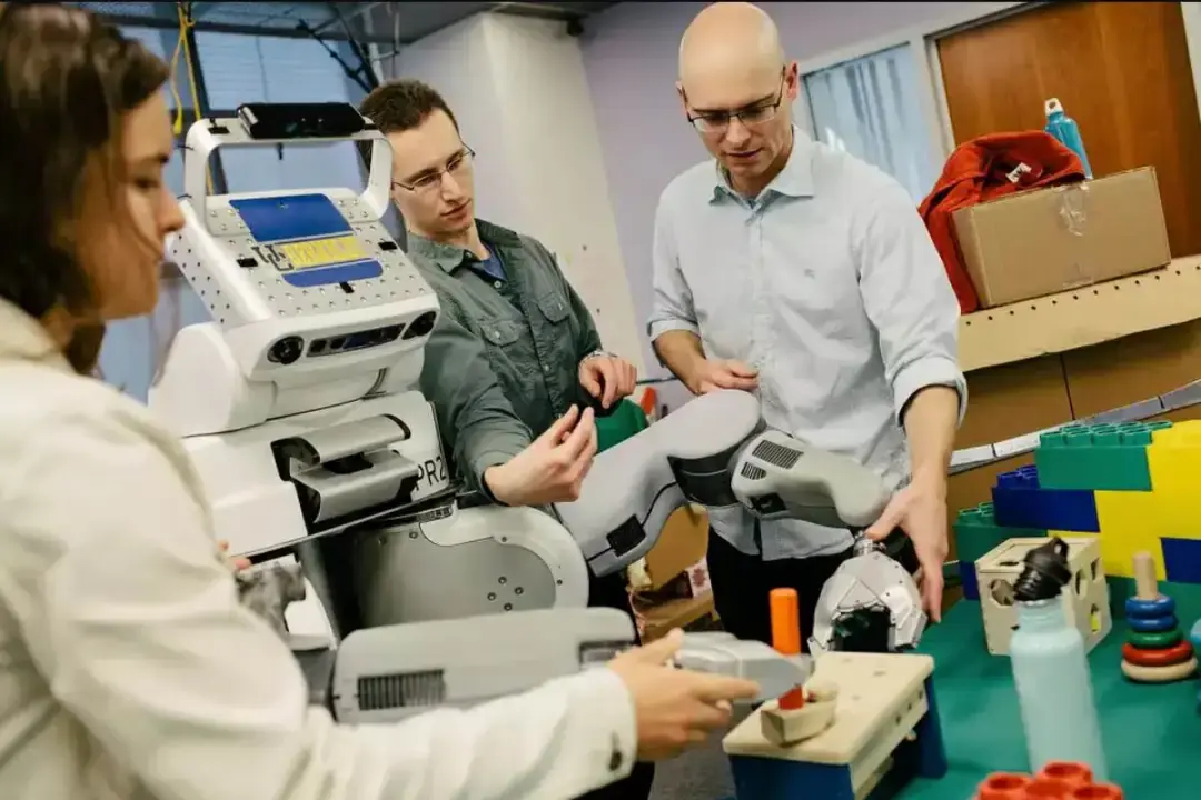 Pi创始人斯坦福Chelsea Finn专访：工程师家庭出发，和10年战友Sergey走过机器人训练漫漫长夜丨独家 - 知乎