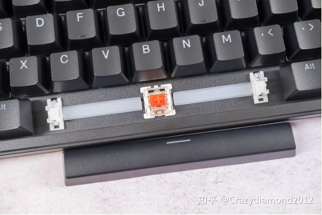 全键热插拔，可玩性更高，钛度K850彩戏师机械键盘体验