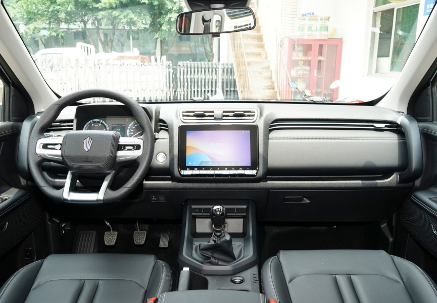 起售13.97万元，提供2.3T+8AT，江铃大道工程车来袭 - 知乎