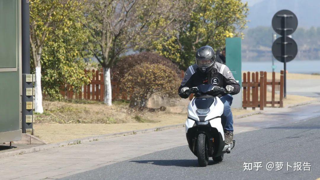 国产电摩起飞!春风极核ae8战力几何? 知乎