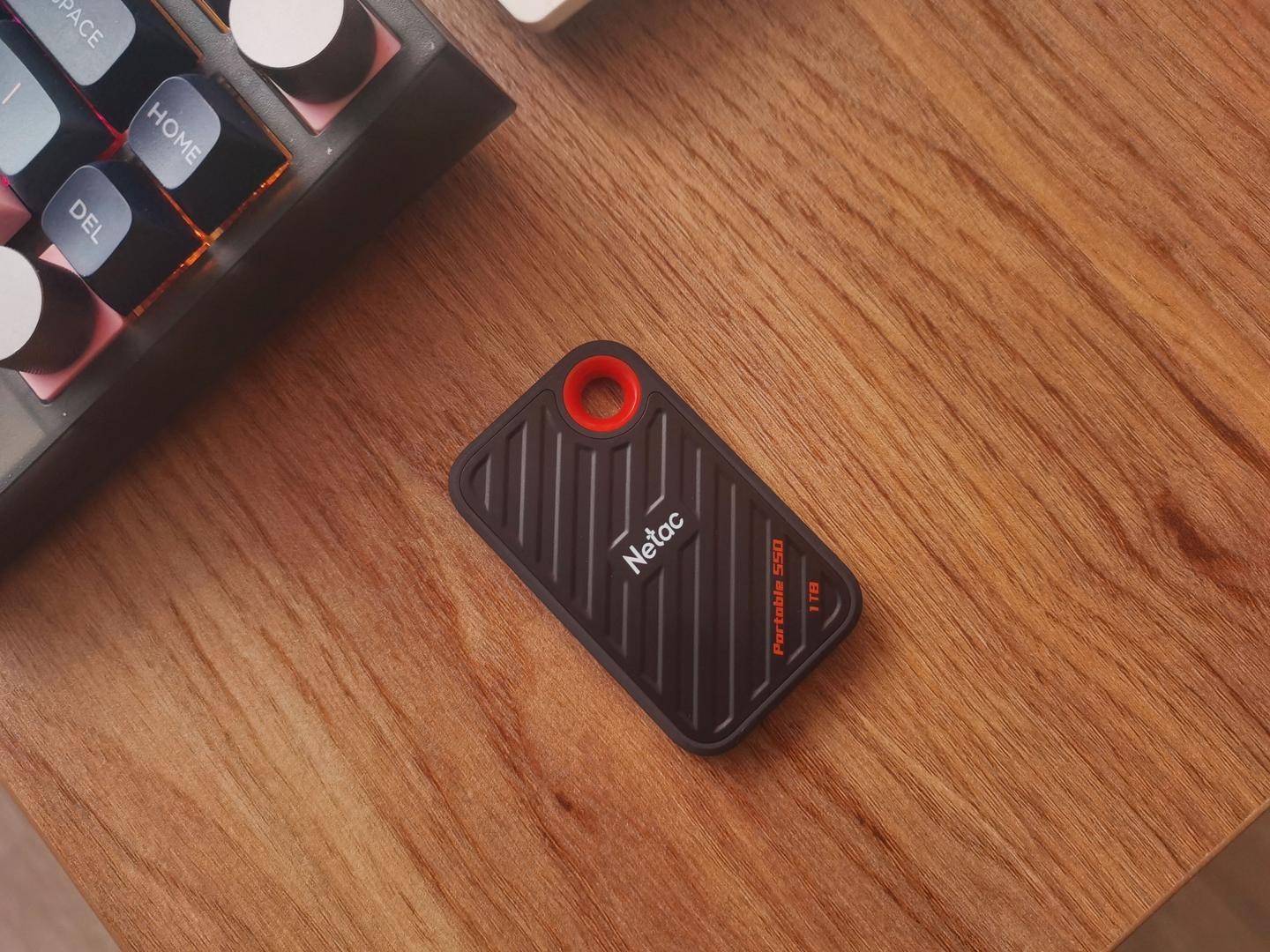 读速高达2000MB每秒？朗科移动固态硬盘ZX20高速系列 - 知乎