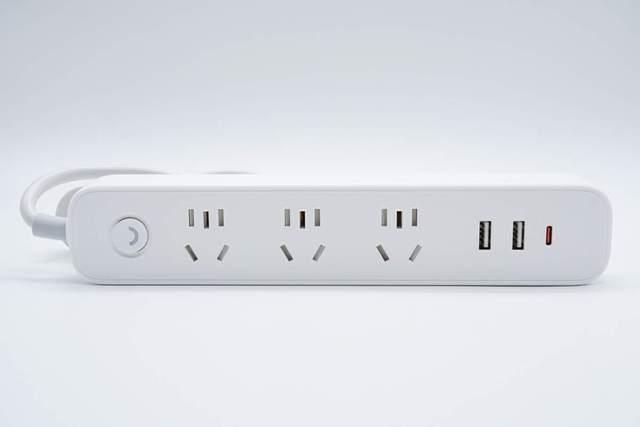 aigo 氮化镓30W 总控三位延长线插座评测：三位总控，新国标安全用电 - 知乎