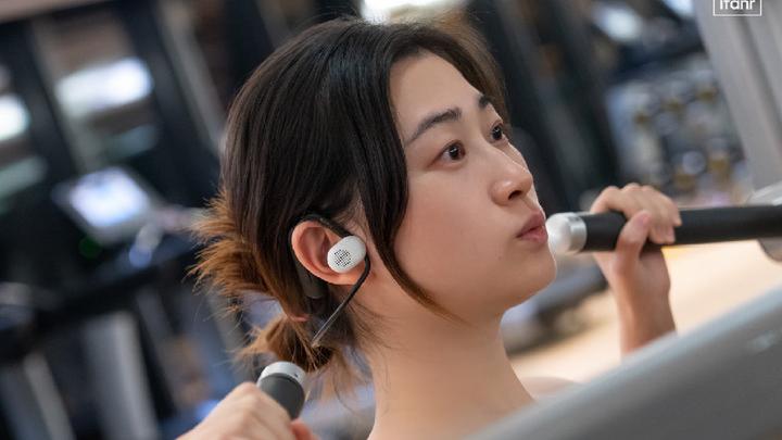 索尼 Float Run 首发体验：一副敞开仍好听的运动耳机 - 知乎