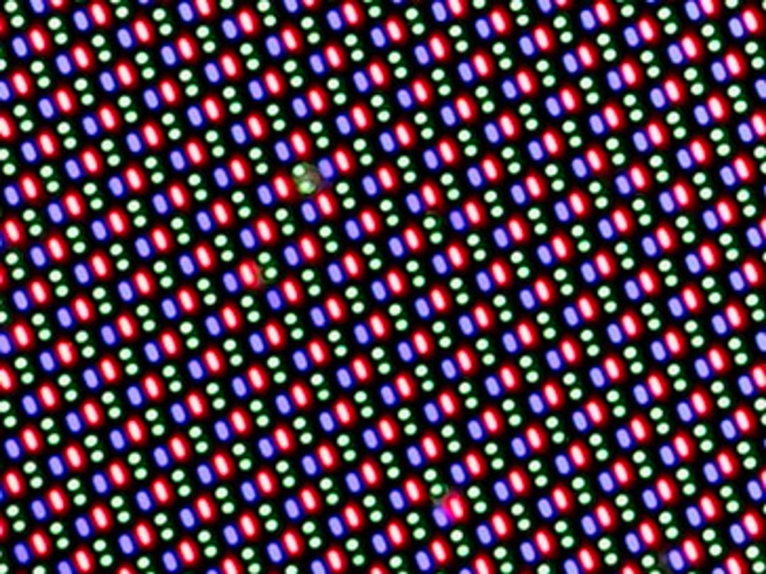 为何一夜之间都用上了类钻排列？国产 OLED 像素排列突围之路 - 知乎