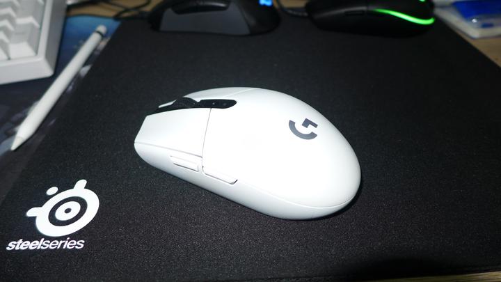 HERO引擎的无线新体验——罗技G304简单上手 - 知乎