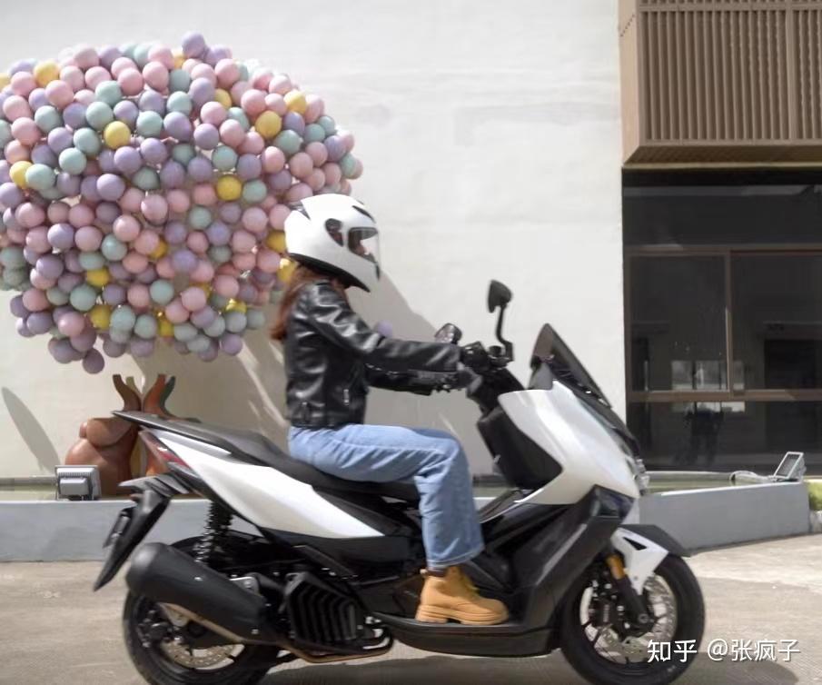 终于等到你！升仕150踏板150D/M上市，售价15800元，标配三代PKE - 知乎