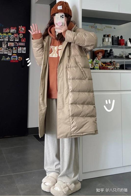 冬天流行一种穿法，叫“叠穿卫衣”，看起来有风度，穿着还有温度 知乎