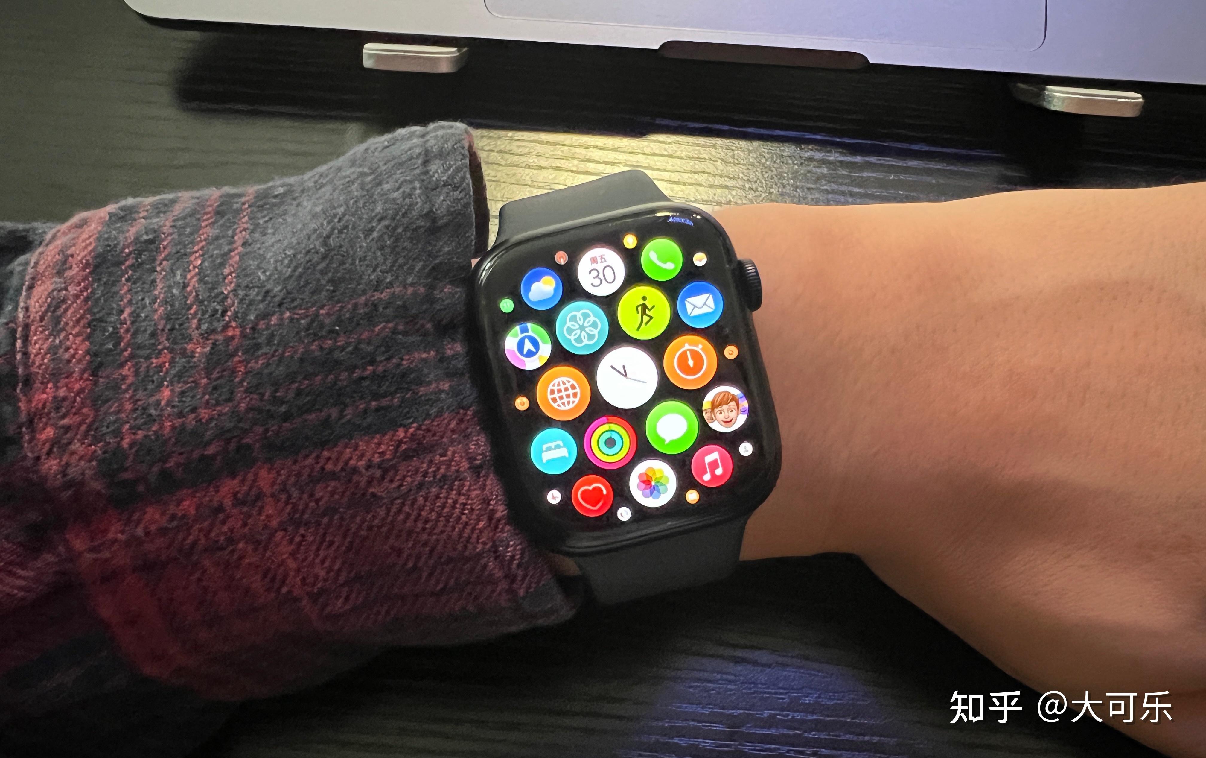 第一次入手Apple Watch，选择S7还是S8? - 知乎