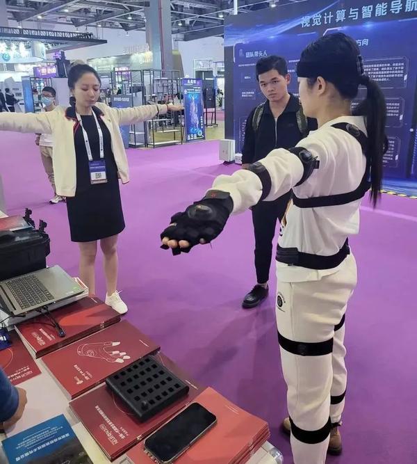 活动回顾｜诺亦腾亮相 2022 世界 VR 产业大会 - 知乎