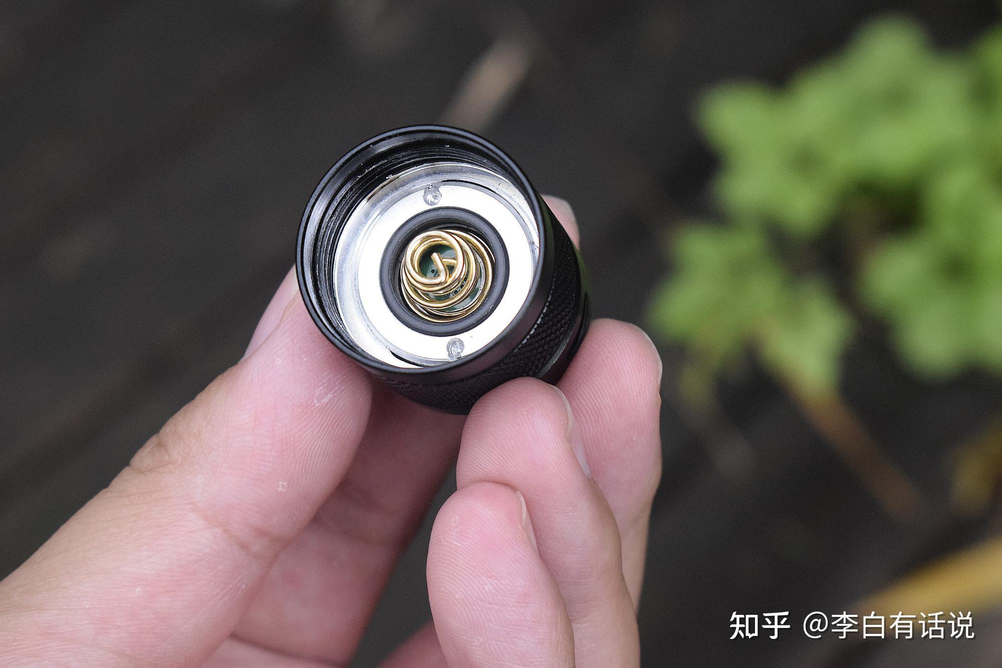 射程千米的实用悍将！Sofirn索菲恩TD01远射手电体验 - 知乎