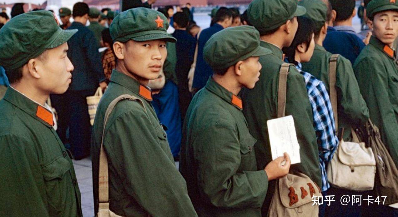 65式军服虽然堪称经典，但实战存在弊端？一颗红星，两面红旗 - 知乎