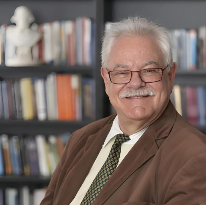 BHMS师资介绍：身兼多职的Bruno Baumann - 知乎