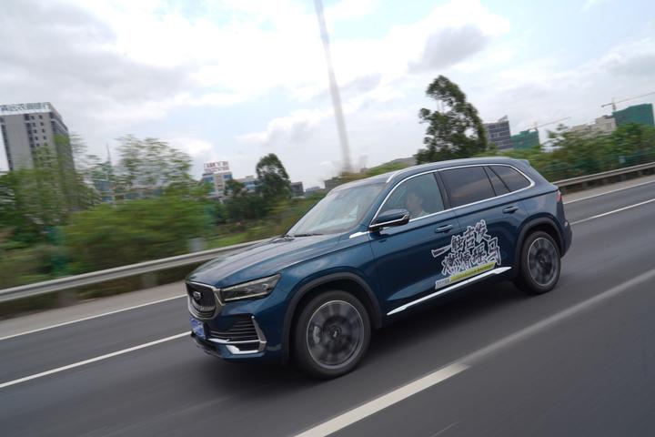 实测油耗5.8L！2.0T+爱信8AT 15万内最佳紧凑型SUV？ - 知乎