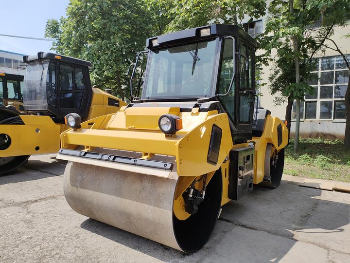 又是实力派！全液压双驱双振双钢轮8吨压路机！ - 知乎