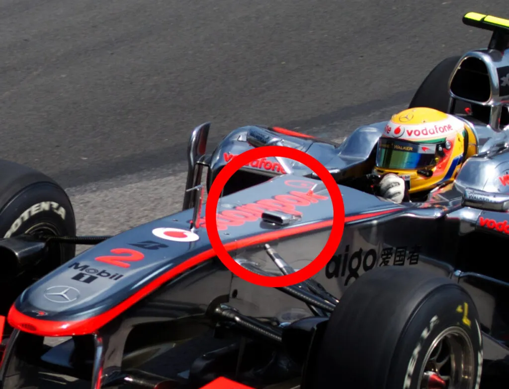 近二十年来F1中最令人拍案叫绝的技术创新 —— F-Duct - 知乎