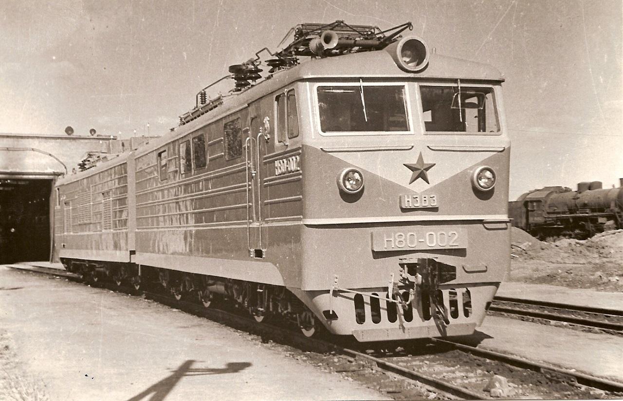 【铁道科普】来自西伯利亚的八爷——VL80型电力机车 - 知乎
