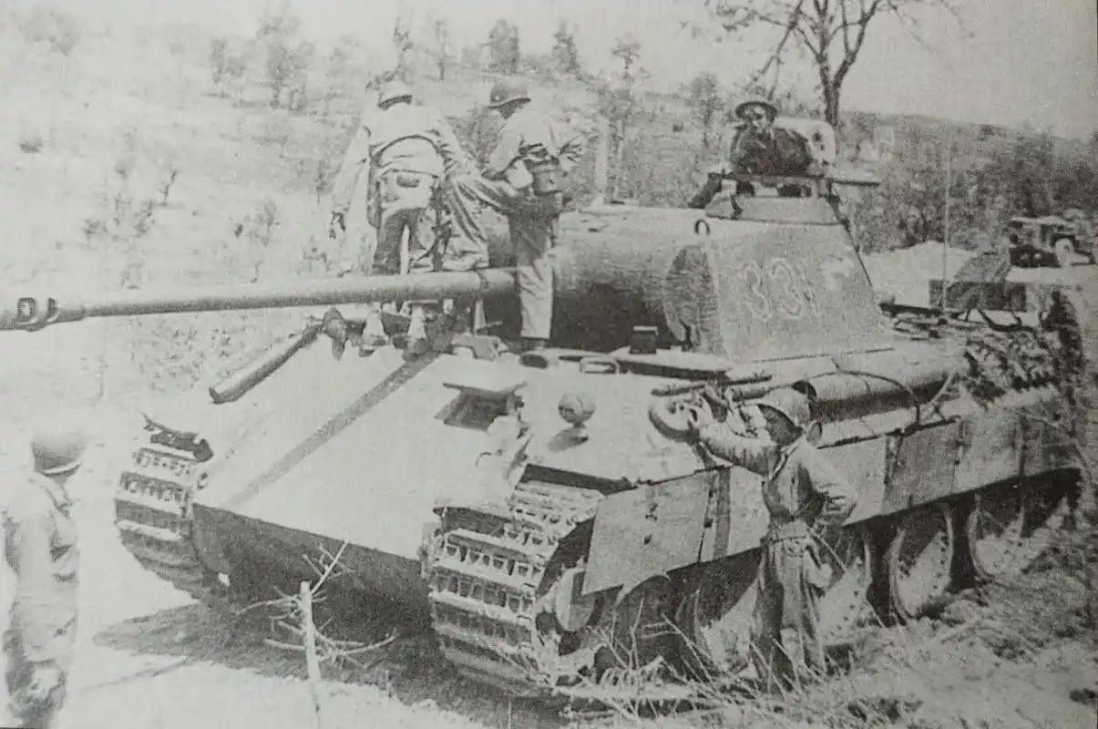 二战时期德国黑豹坦克（豹式）（Panther）解析 - 知乎