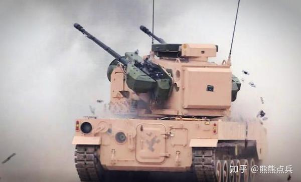中国陆军土豪旅亮相：全员沙漠数码迷彩，精锐程度全军顶尖 - 知乎