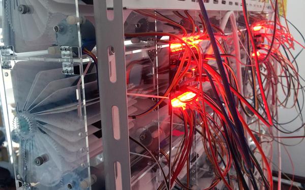 动态装置Split-Flap Matrix(翻页矩阵屏) - 知乎