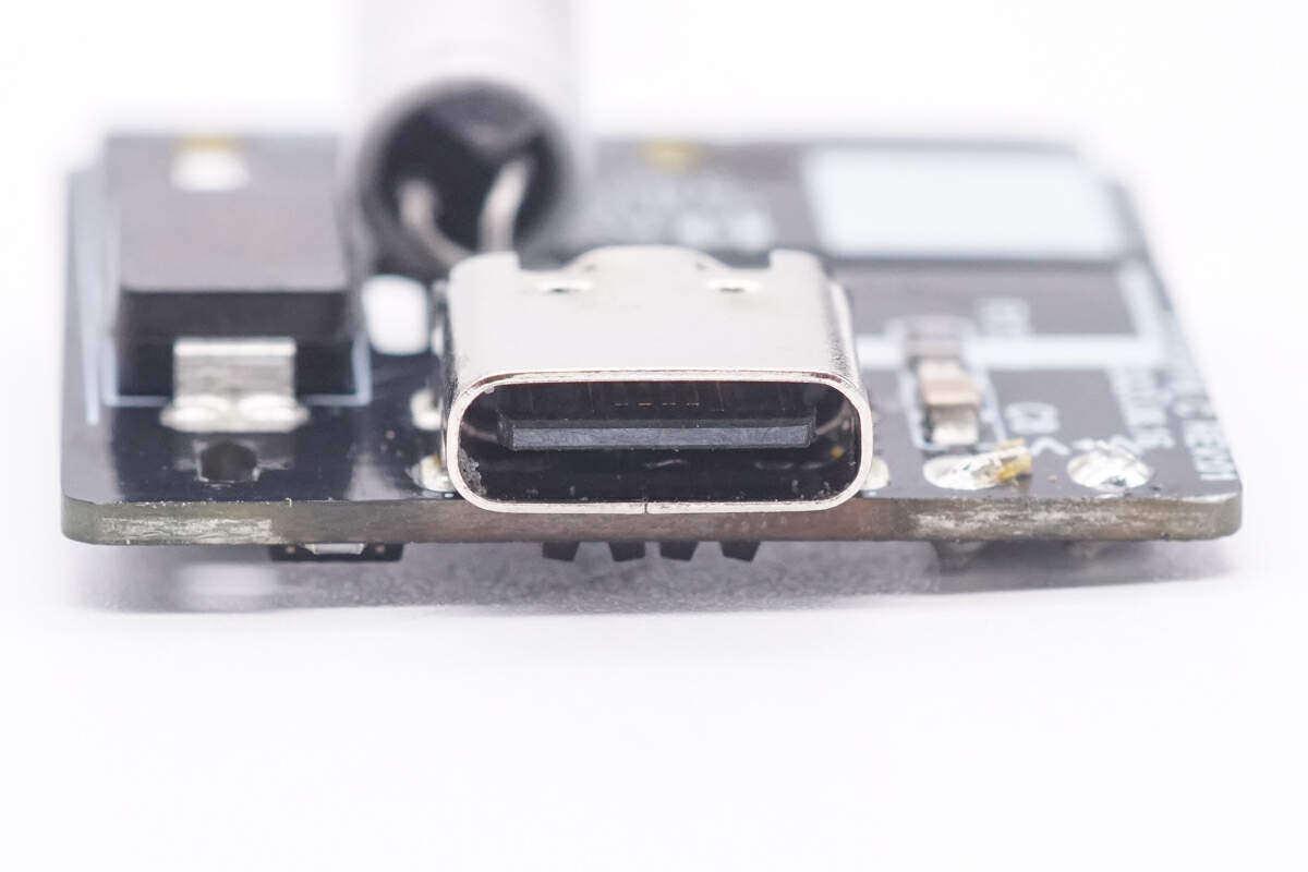 拆解报告：联想thinkplus迷你20W快充充电器MC21 - 知乎