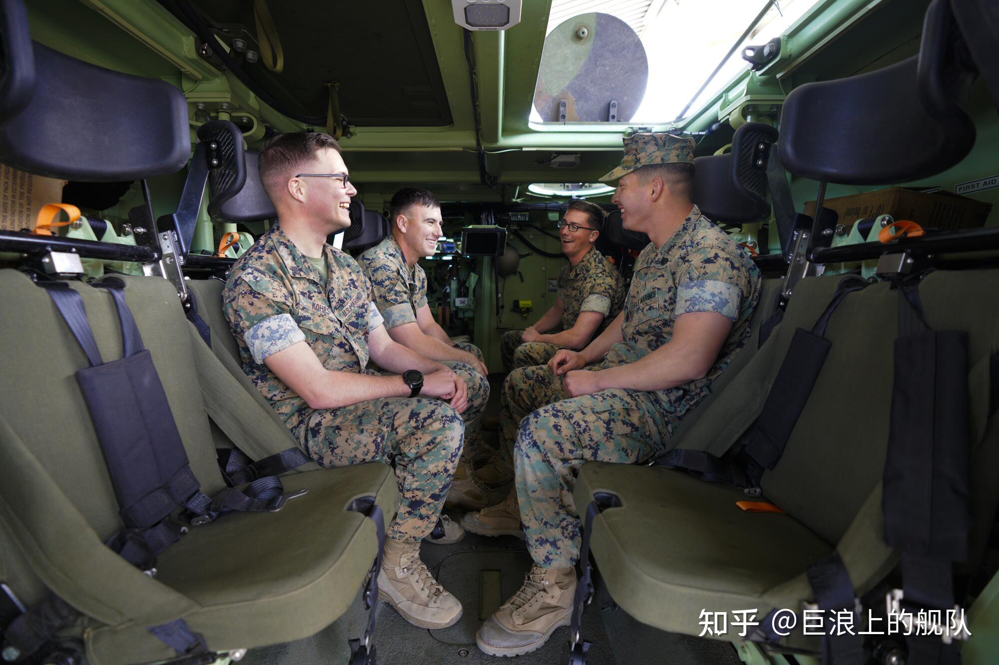 美国海军陆战队ACV-30两栖突击车 - 知乎