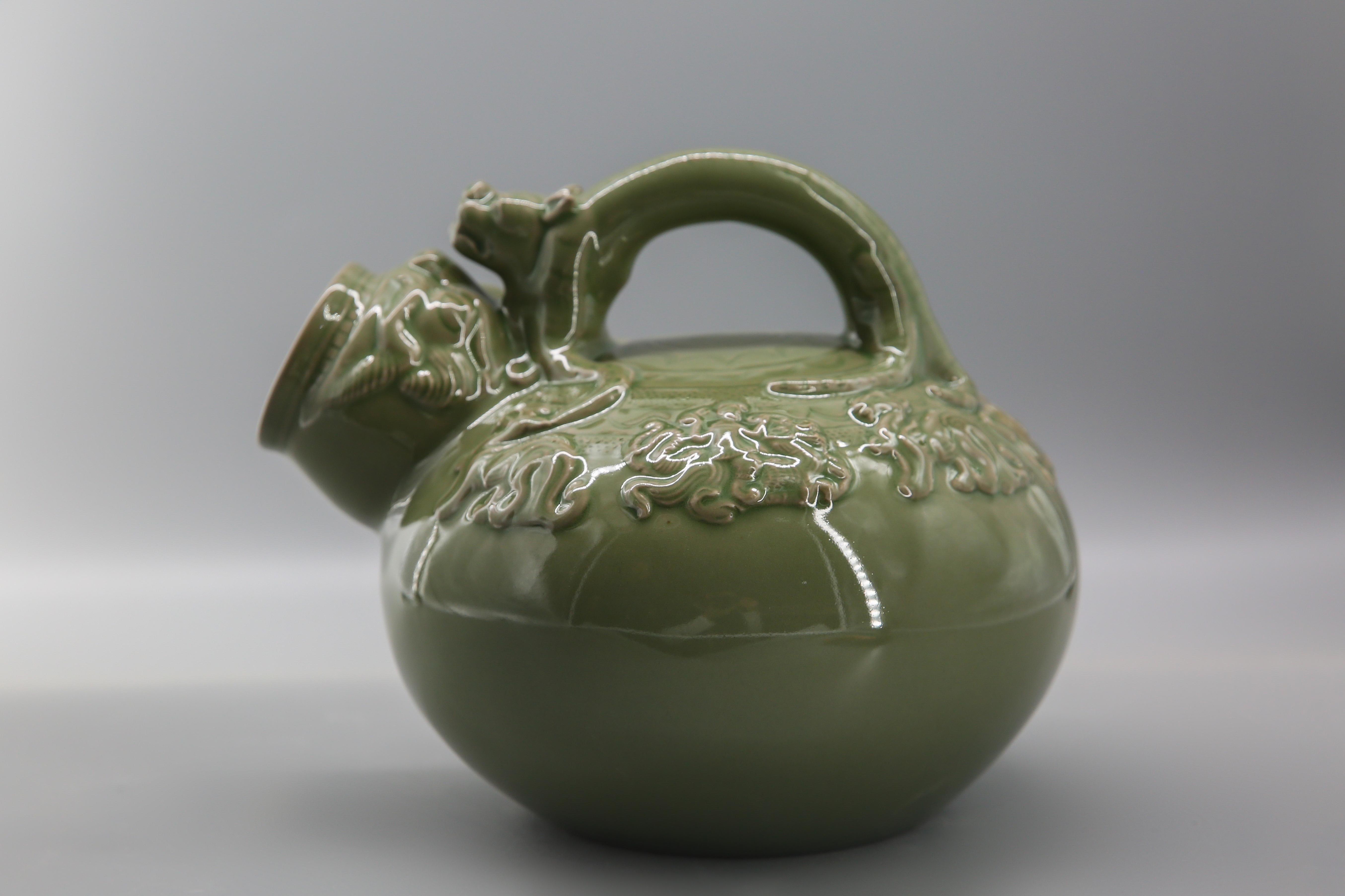 陈鹏飞大师越窑青瓷经典作品集（上）（中國美术学院攝影家戴超榮拍摄🎬） - 知乎