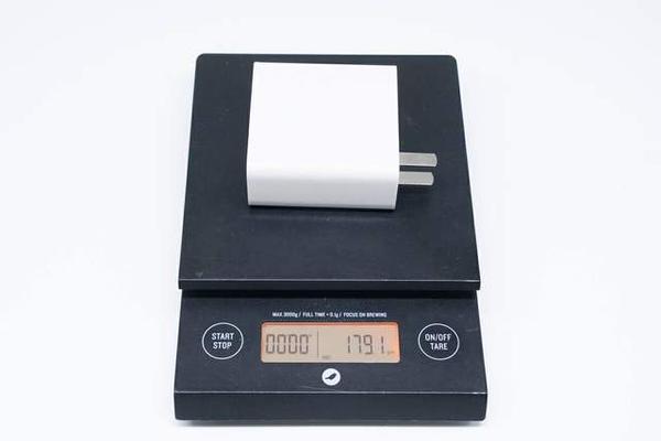 SCP 90W快充，单C极致输出，华为90W充电器评测 - 知乎