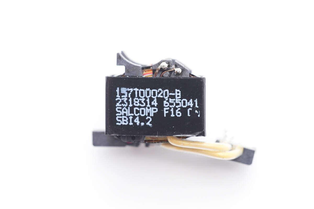 拆解报告：Apple苹果iPhone 15原装20W快充充电器A2244 - 知乎