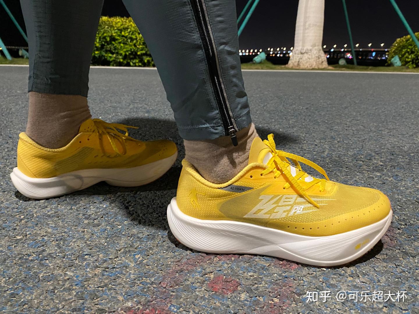 飞影PB3跑完10公里，脚就废了 - 知乎