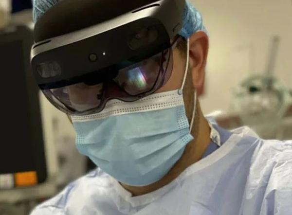 印度浦那ONP医院用HoloLens 2提高关节置换手术的精度，改善治疗效果 - 知乎