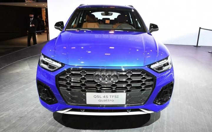 奥迪终于亲民了！Q5L现最高优惠14万多，最低不到28万就能买 - 知乎